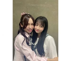 【えちえち勧誘も？】SKE48・江籠裕奈、佐藤佳穂とレアな制服2ショット公開！ | WWSチャンネル