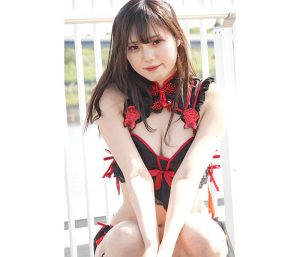 【写真特集】dela・後藤ひなの、黒×赤チャイナ風コスのポイントは？「布面積も少なめなので1番えろかわ」 | WWSチャンネル