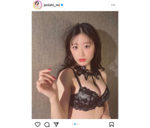 NMB48・上西怜、セクシー黒ランジェリーであらわな美バスト | WWSチャンネル